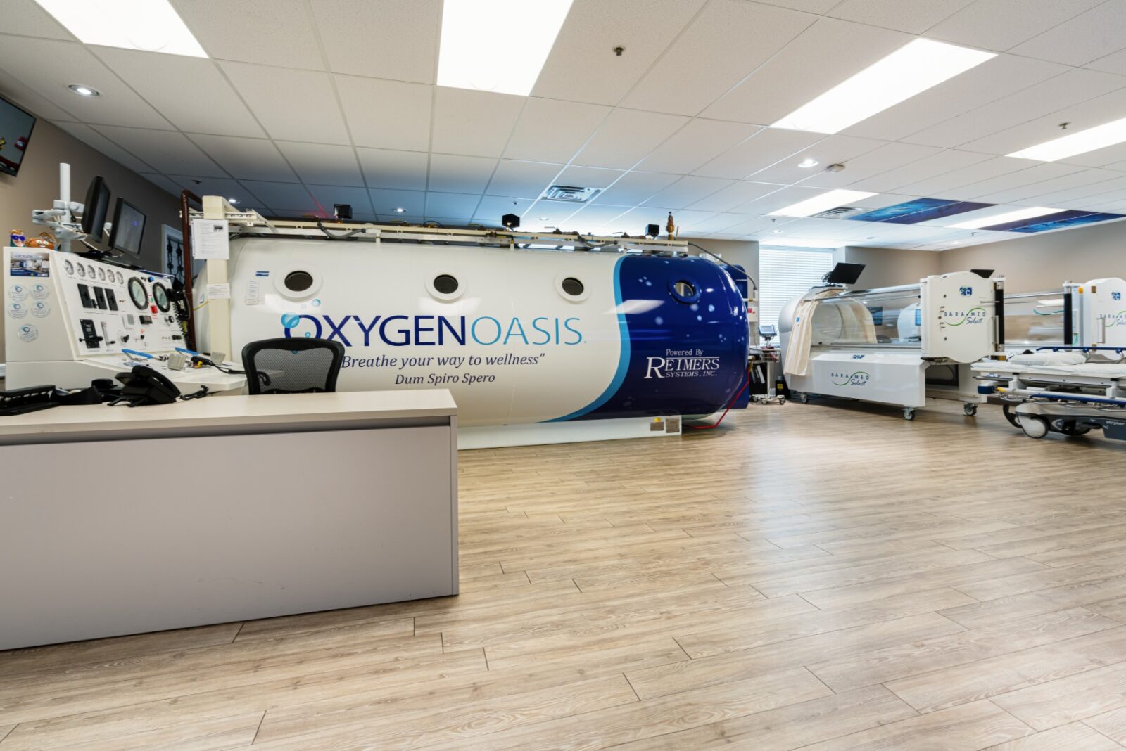 Hyperbaric Oxygen Chambers: Hard Vs. Soft Chambers | Oxygen Oasis ...